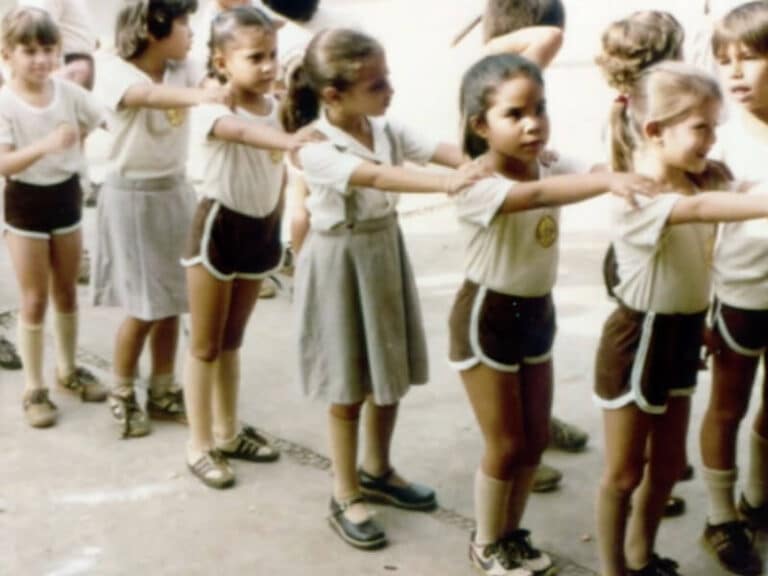 Nosotros - Colegio Arjí