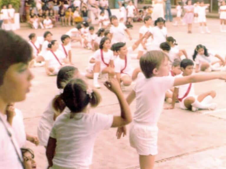 Nosotros - Colegio Arjí