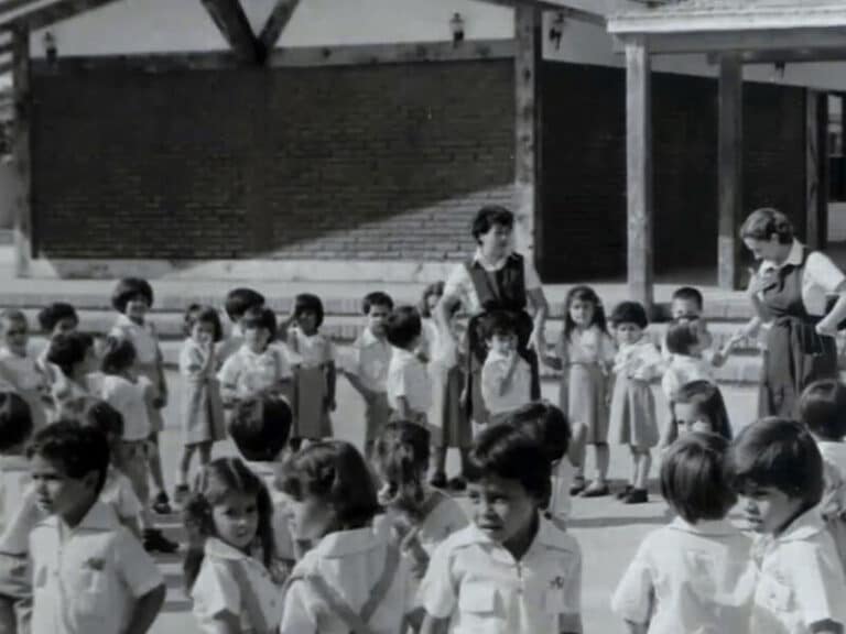 Nosotros - Colegio Arjí