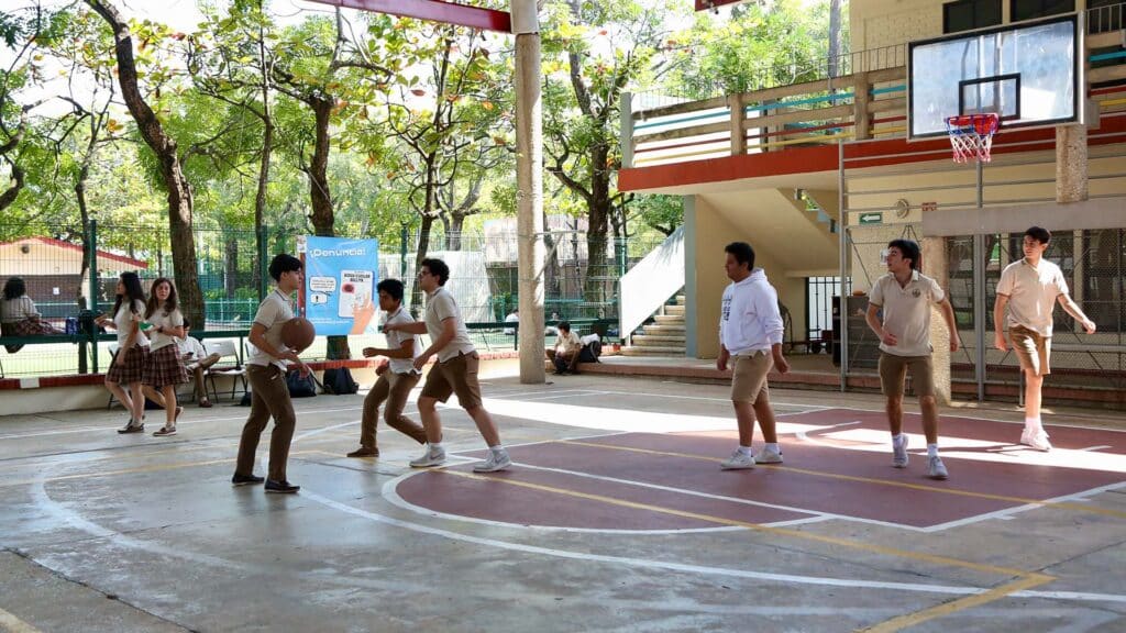 Preparatoria-b - Colegio Arjí
